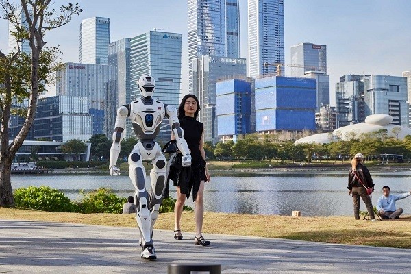 Engine AI Unveils T800, a Full-Size Humanoid Robot Powered by a Solid-State Battery