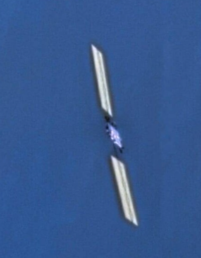 Starlink Satellite Falls Out of Orbit After Malfunction, Captured in ...